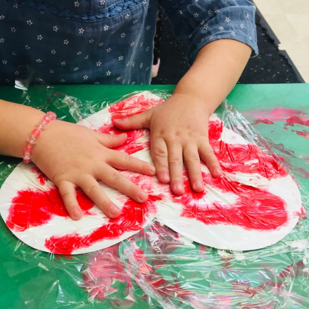 Beautiful Valentine's Day Craft for Preschoolers - Teach Pre-K