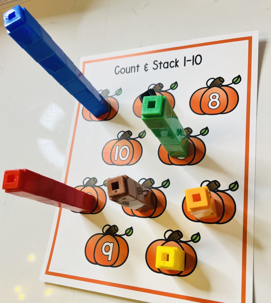 10 Simple& Easy Unifix Cube Activities for Preschoolers to Welcome Fall ...